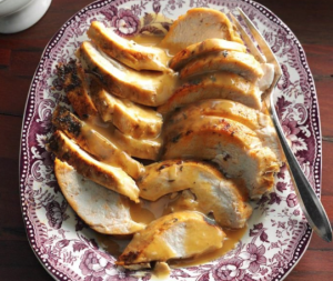 Poitrine de dinde à la mijoteuse en sauce — Mon Epicier Bio